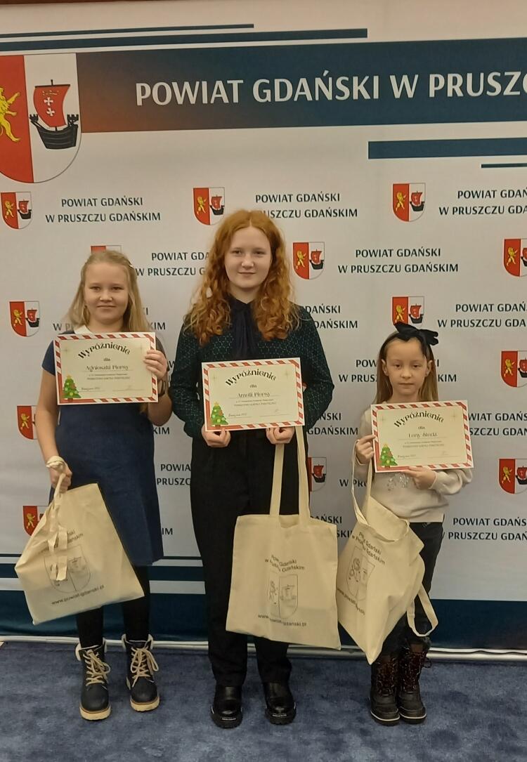 ''Powiatowa Kartka Świąteczna'' -konkurs plastyczny - Szkoła Podstawowa nr 2 w Pruszczu Gdańskim
