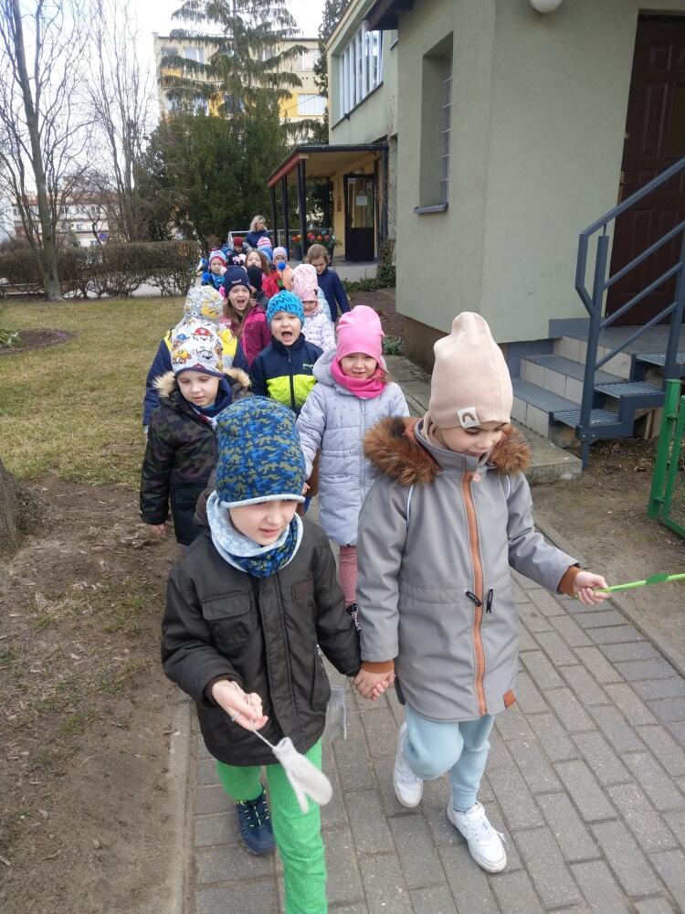 Powitanie wiosny - Szkoła Podstawowa nr 2 w Pruszczu Gdańskim